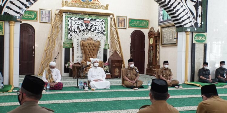 JELANG BULAN SUCI RAMADHAN, PEMKAB HSS SILATURAHMI DENGAN ULAMA ... JELANG BULAN SUCI RAMADHAN, PEMKAB HSS SILATURAHMI DENGAN ULAMA ...